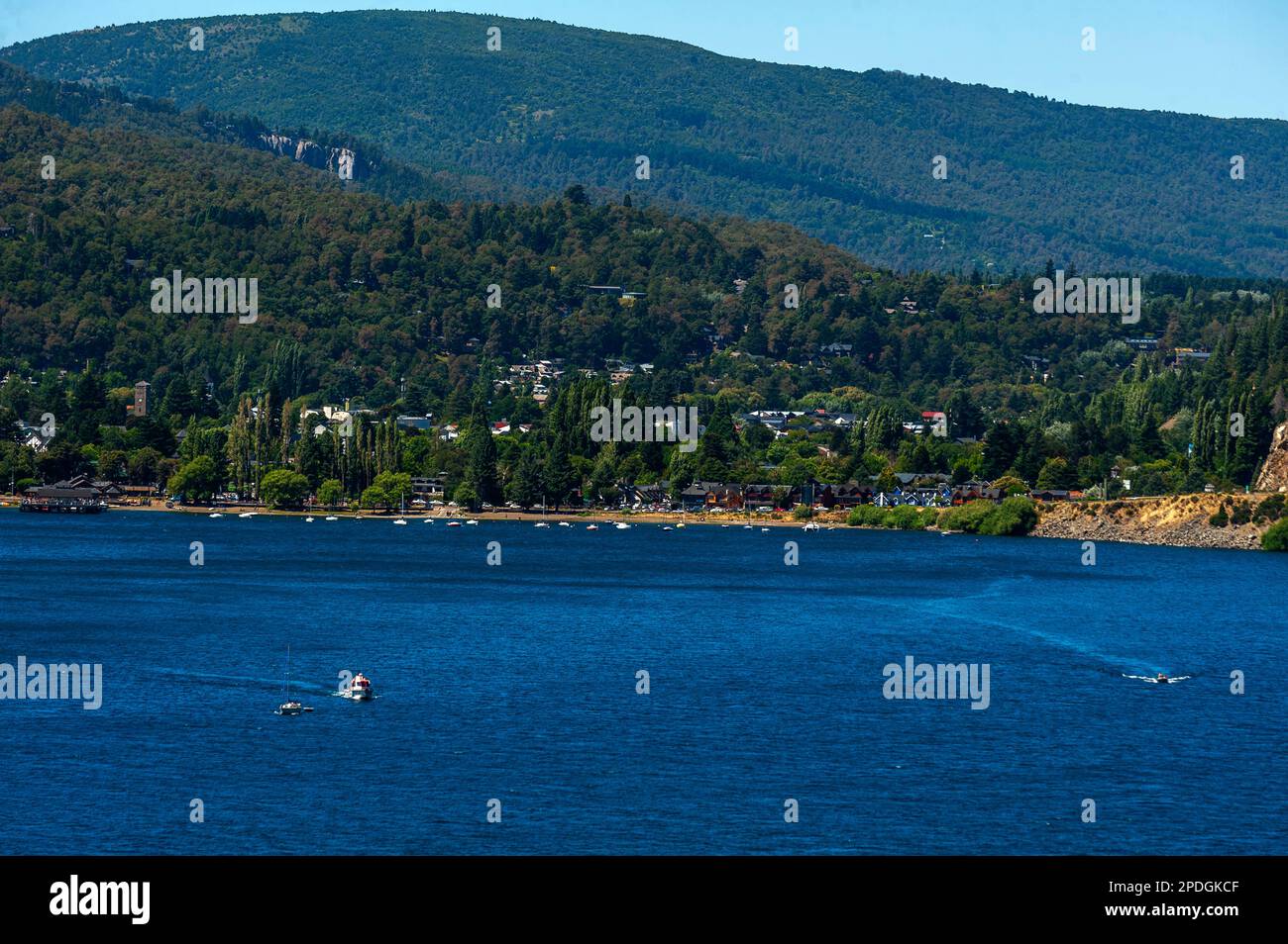 Route 40 pass through San Martin de Los Andes and from here to Villa ...