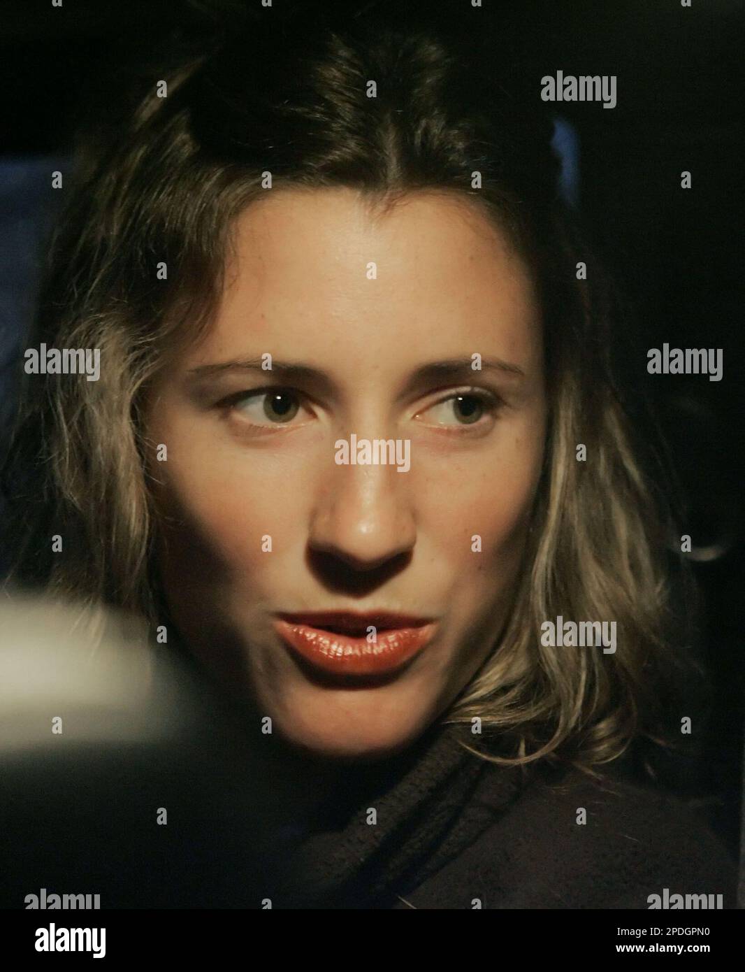 Sara Beth Delisle of Huntsville, Ala., a Habitat for Humanity volunteer ...