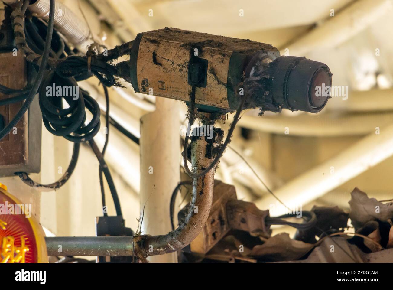 Security camera monitoring store hi-res stock photography and images ...