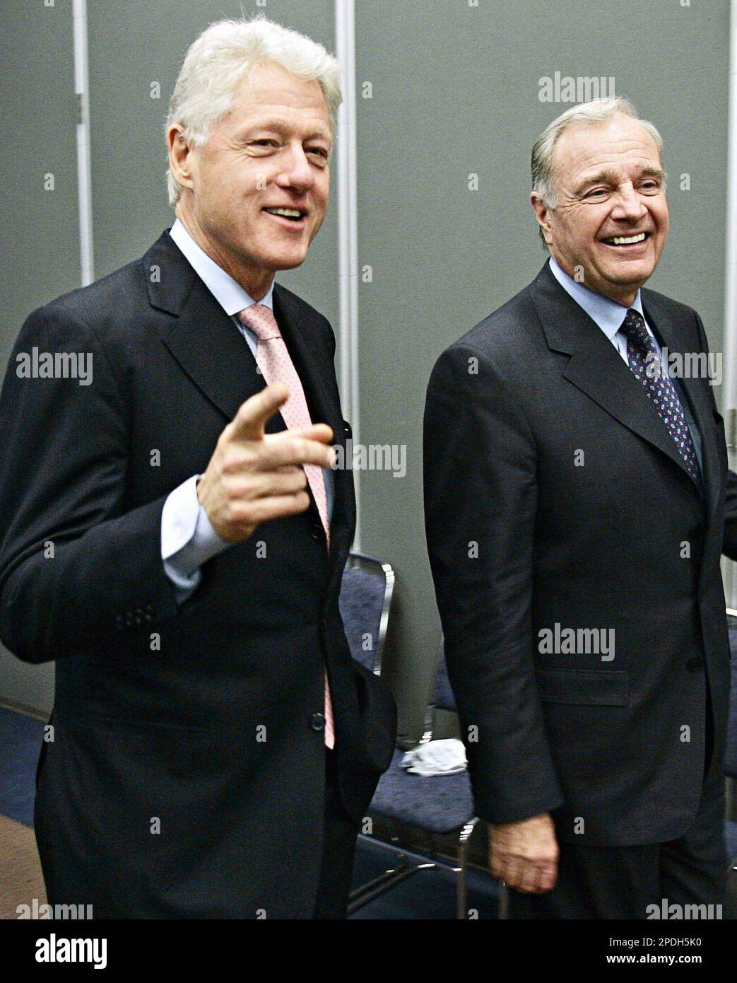 Former President Bill Clinton, left, and Canadian Prime Minister Paul ...