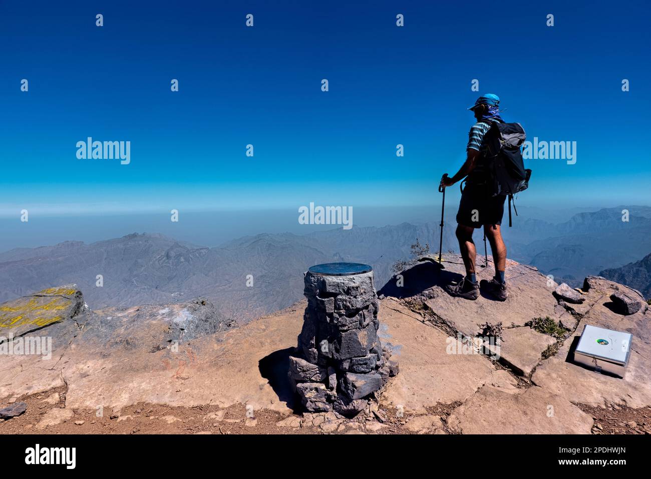On the summit of Jebel Shams (2997 meters), highest peak in Oman Stock ...