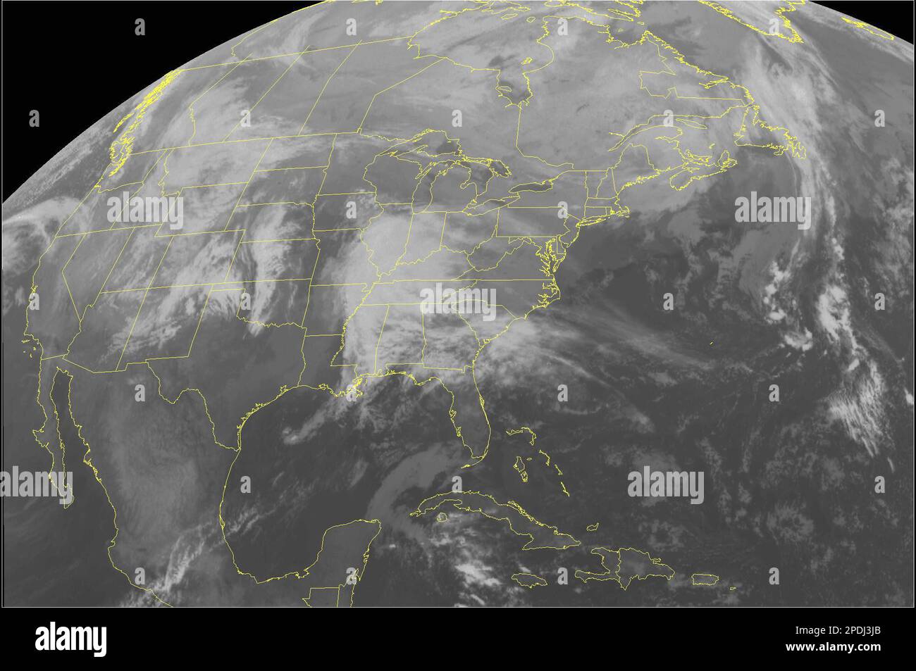 This NOAA satellite image taken Sunday, Nov.r 27, 2005 at 2:15 a.m. EST ...