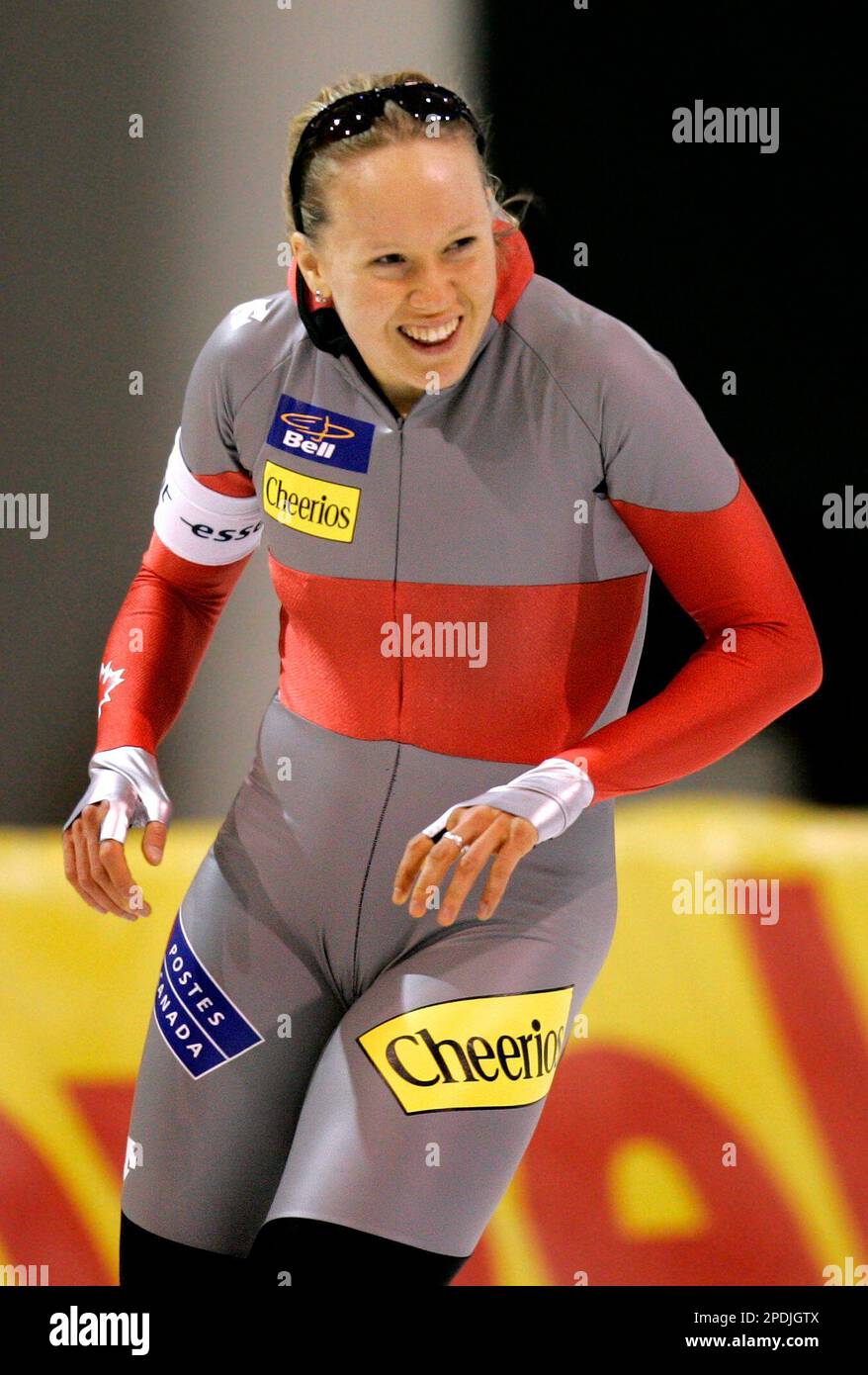 Canada's Cindy Klassen reacts to setting a new world record and to win ...