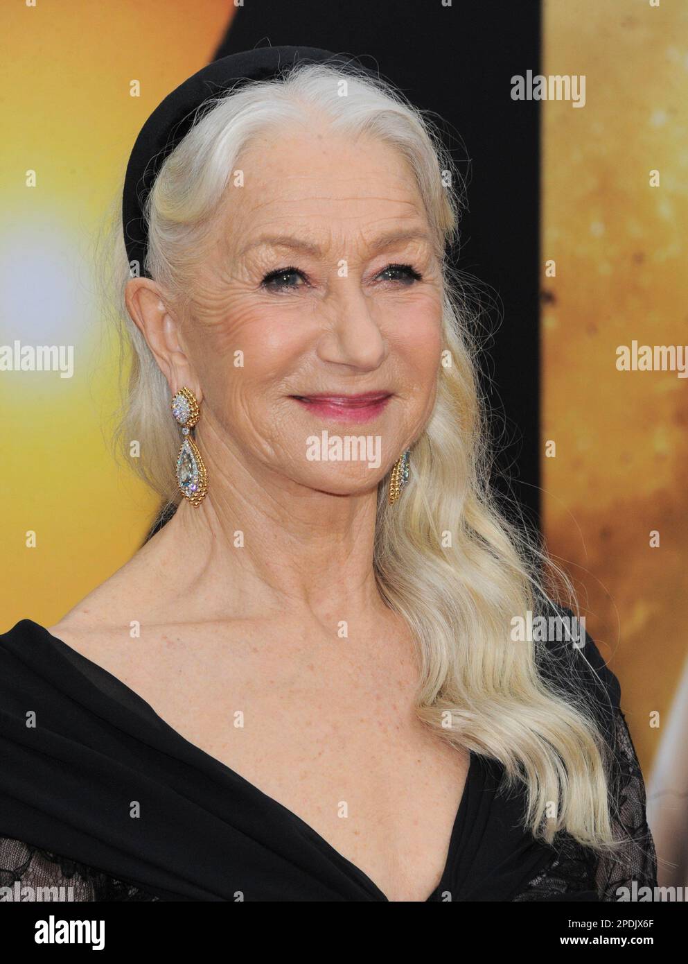 Elizabeth Clapp's Instagram, Twitter & Facebook on IDCrawl