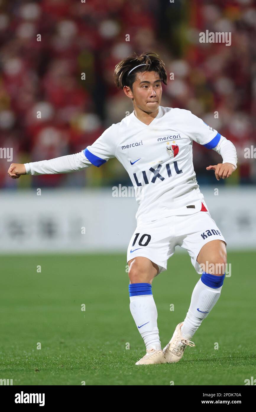Ryotaro araki hi-res stock photography and images - Alamy