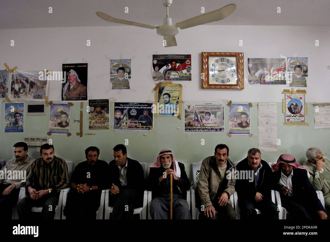 Palestinian friends and relatives of members of the Akhras clan that ...