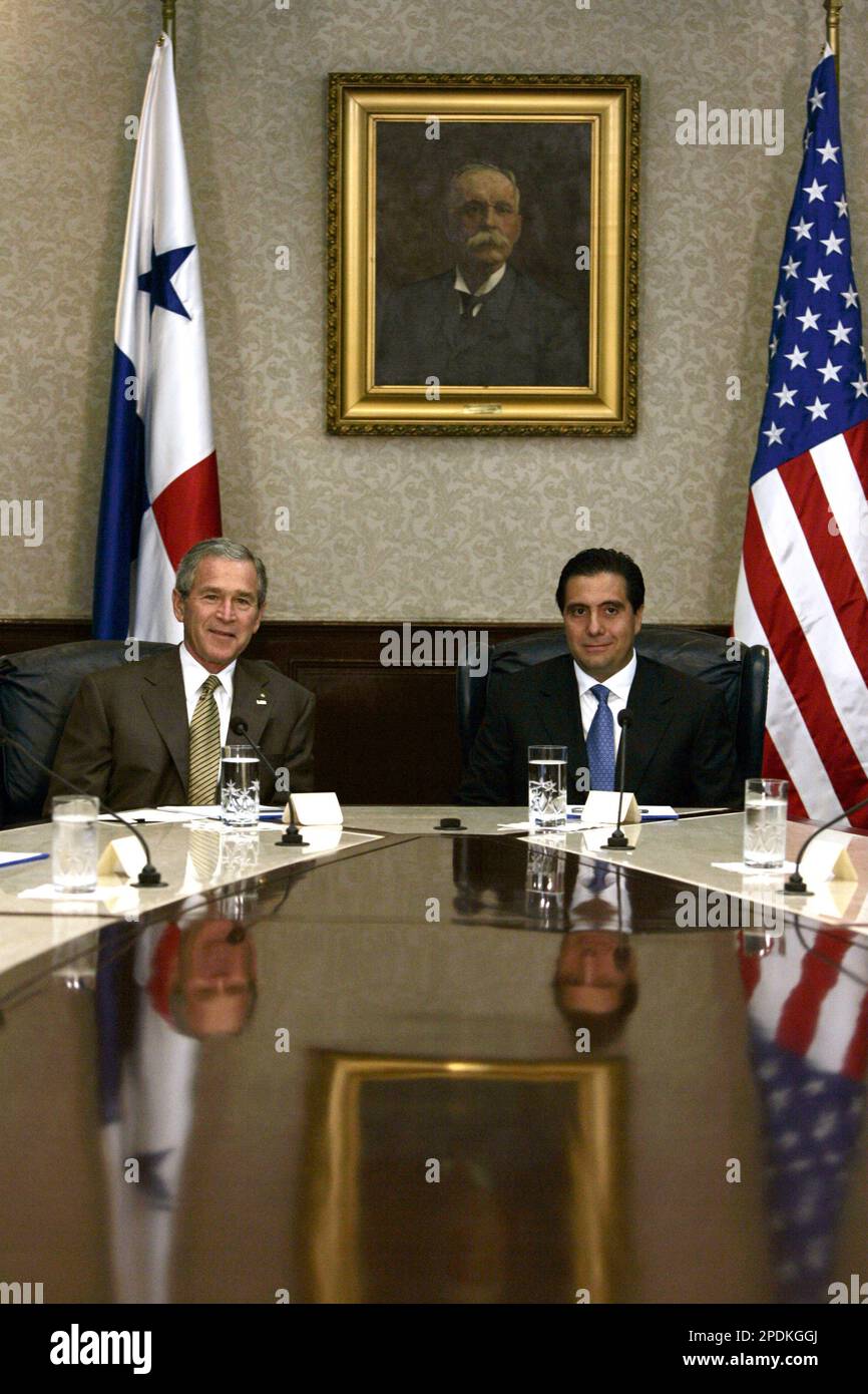 U.S. President Bush meets with Panama's President Martin Torrijos at ...