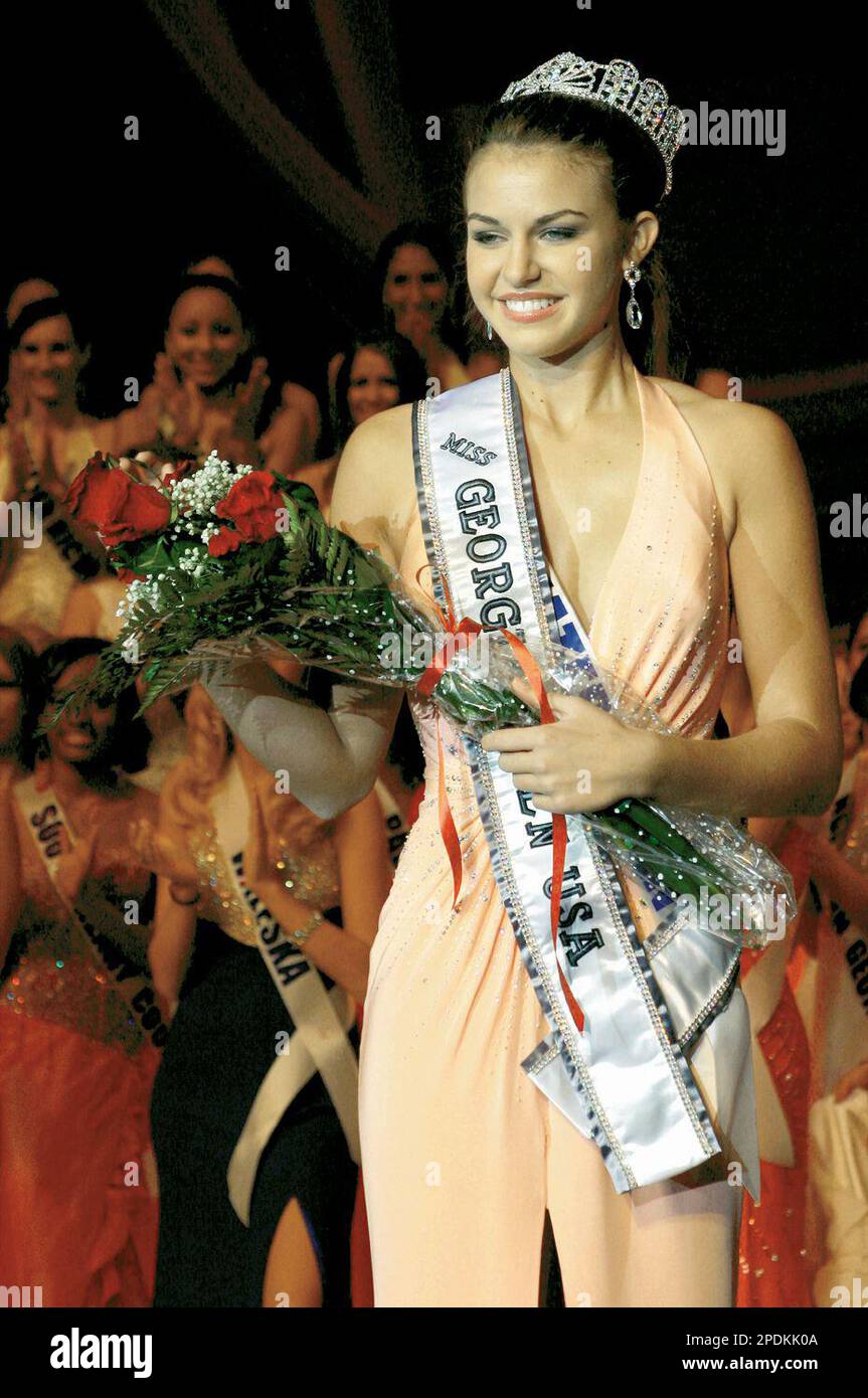 Miss Georgia Teen USA 2006 Brittany Sharp of Greater Atlanta, takes her place on stage as the ...