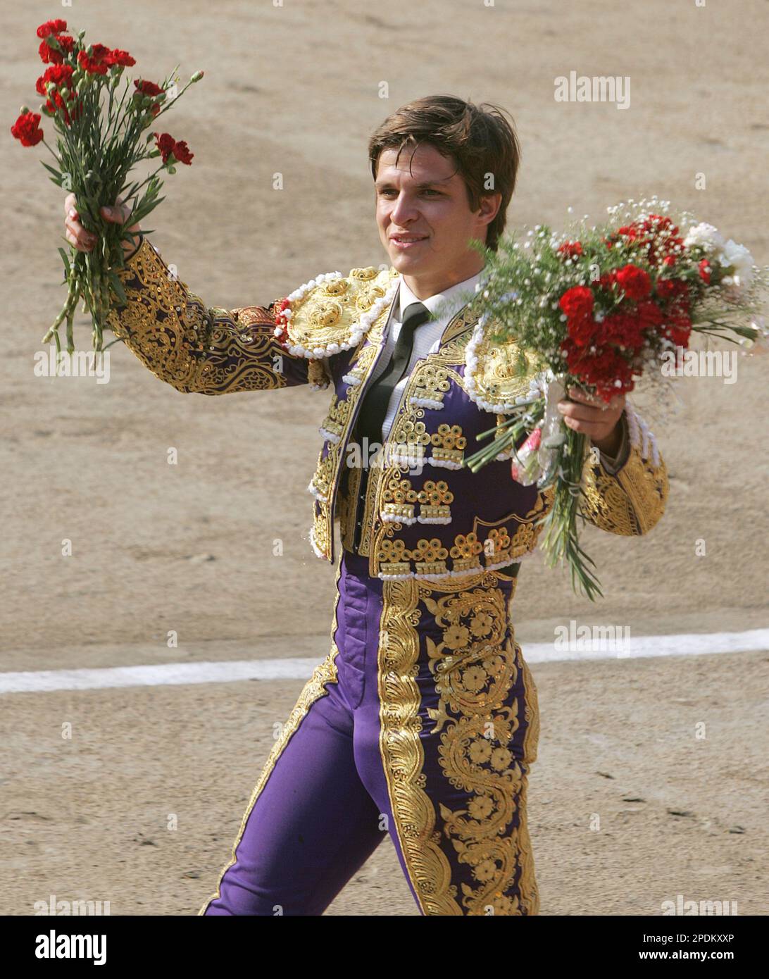 Spanish bullfighter "El Juli" waves people during 'Senor de los ...