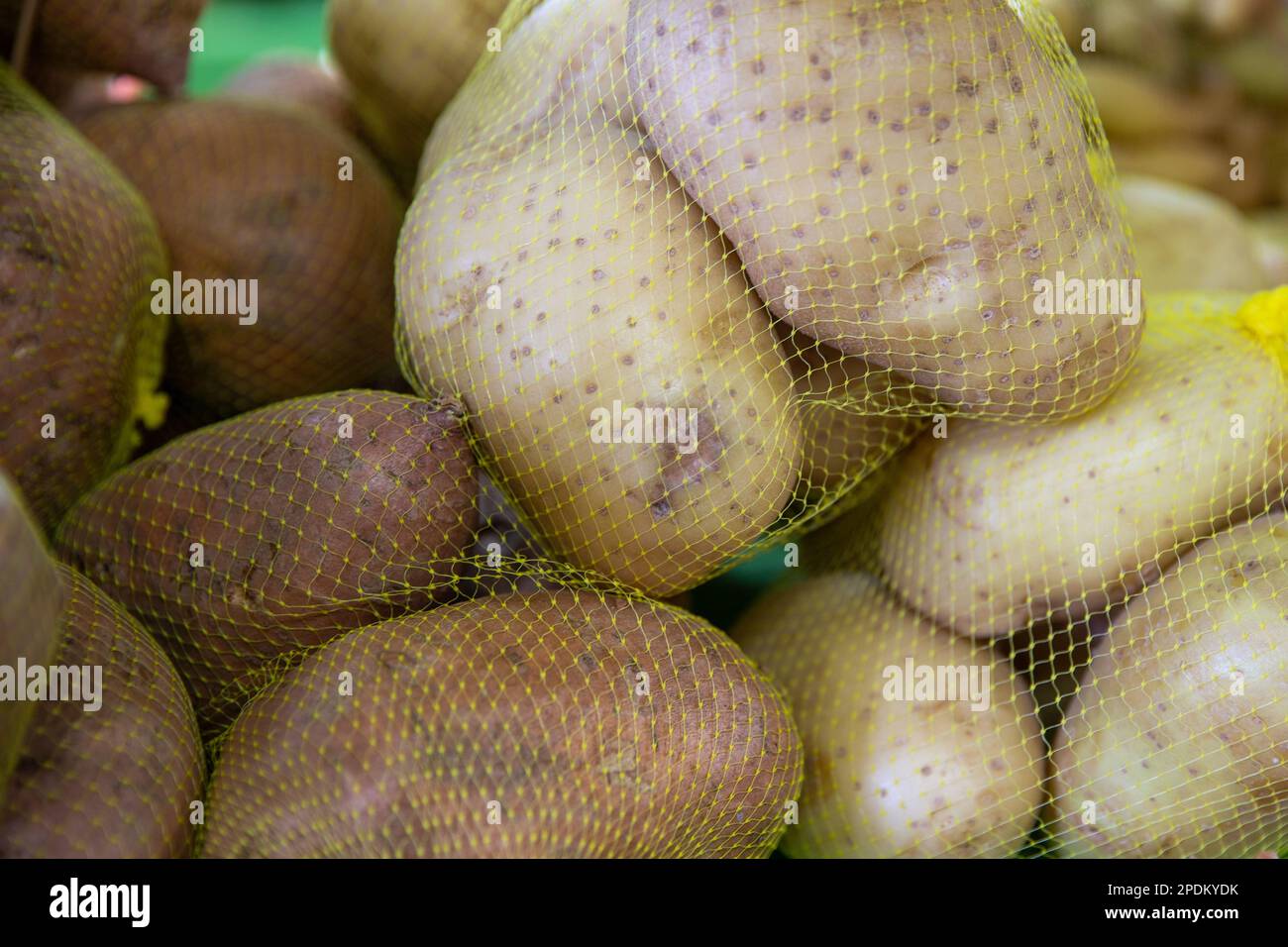 Bagged potato hi-res stock photography and images - Alamy