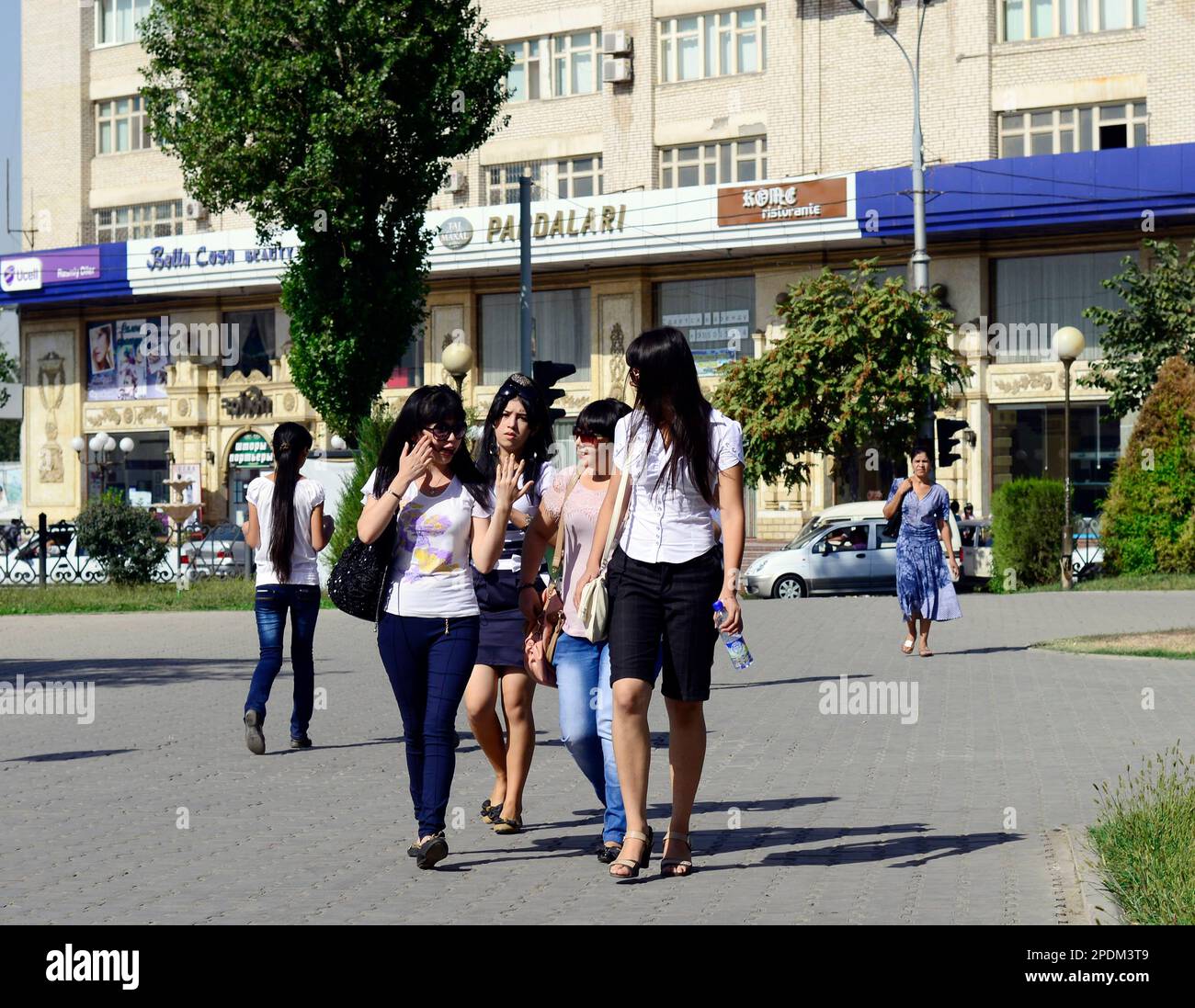 Modern uzbek women hi-res stock photography and images - Alamy