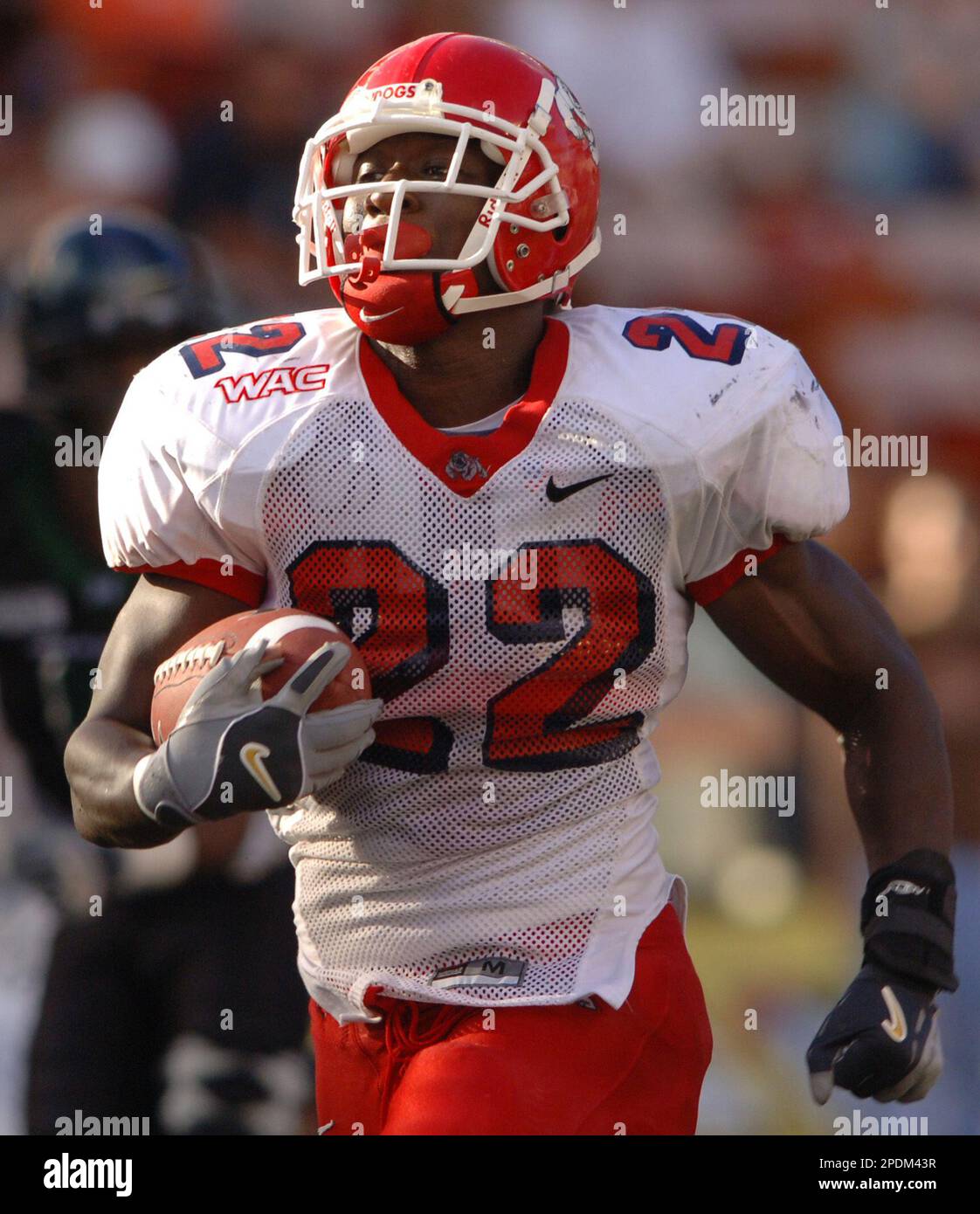 Fresno State's Wendell Mathis (22) run for a touchdown during a game at ...