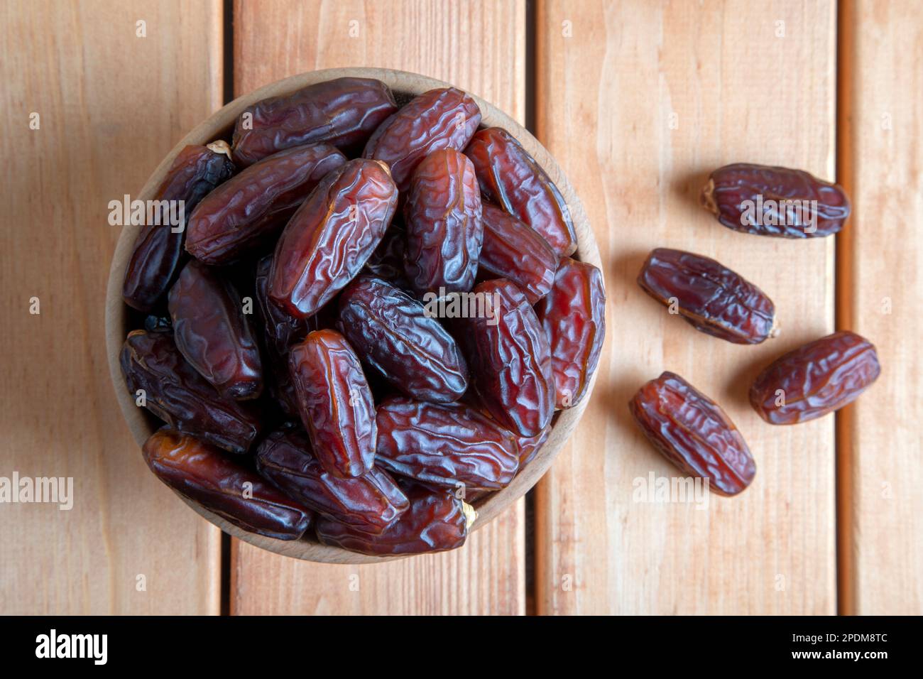 Table date hi-res stock photography and images - Alamy