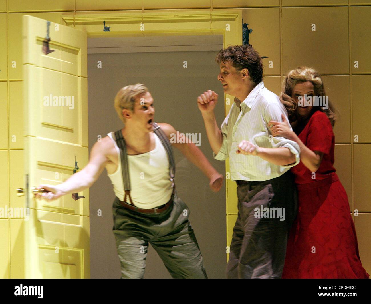 Matthias Klink in der Rolle des Stingo, Morten Frank Larson als Nathan ...