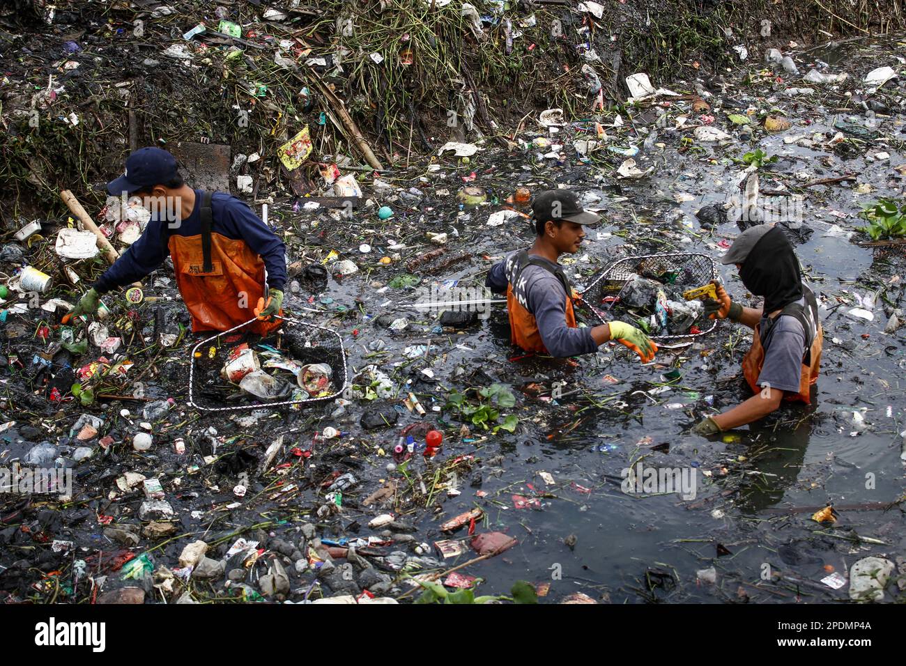Bandung, West Java, Indonesia. 15th Mar, 2023. Members of River Clean ...