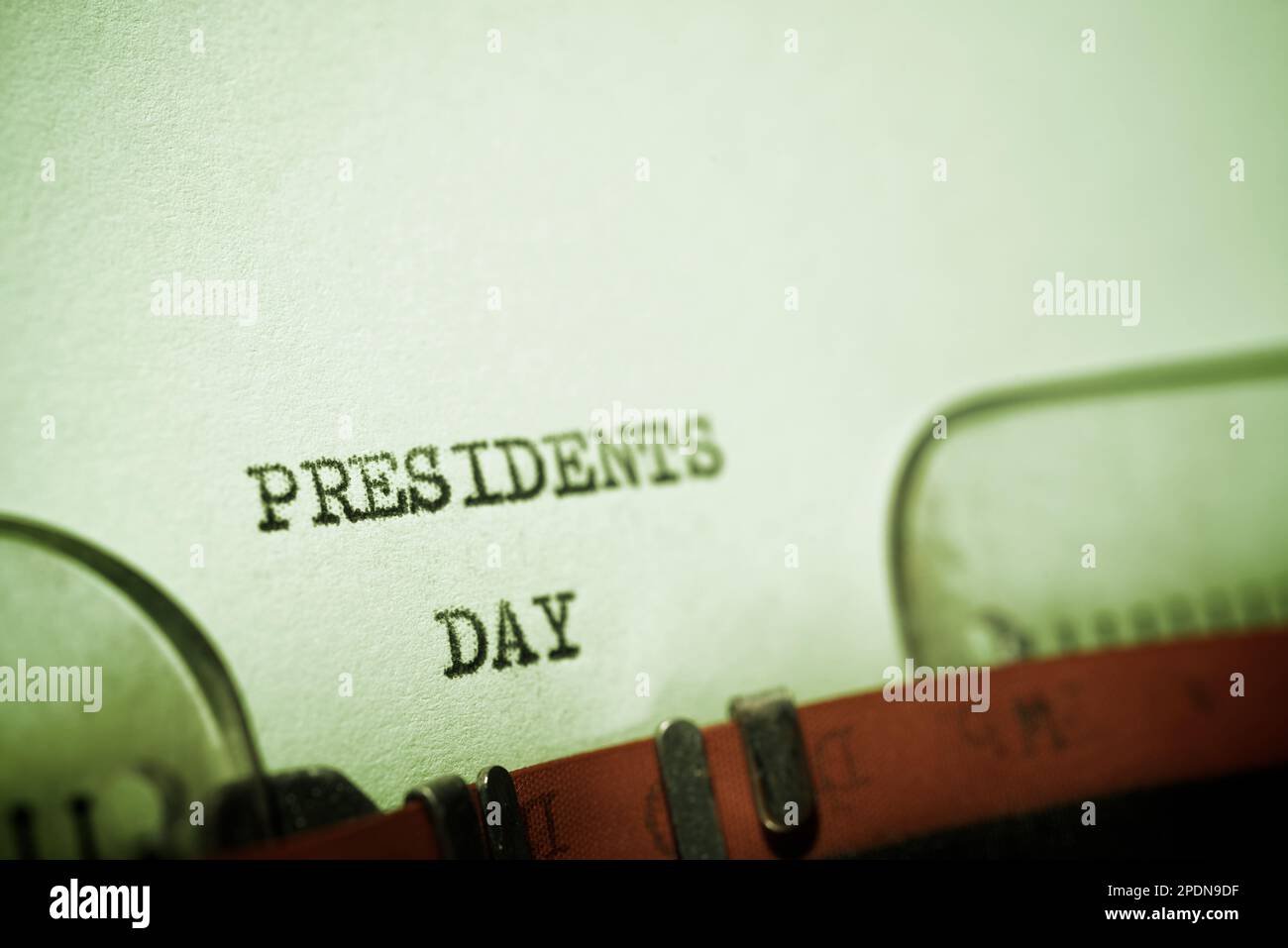Presidents day text written with a typewriter Stock Photo - Alamy
