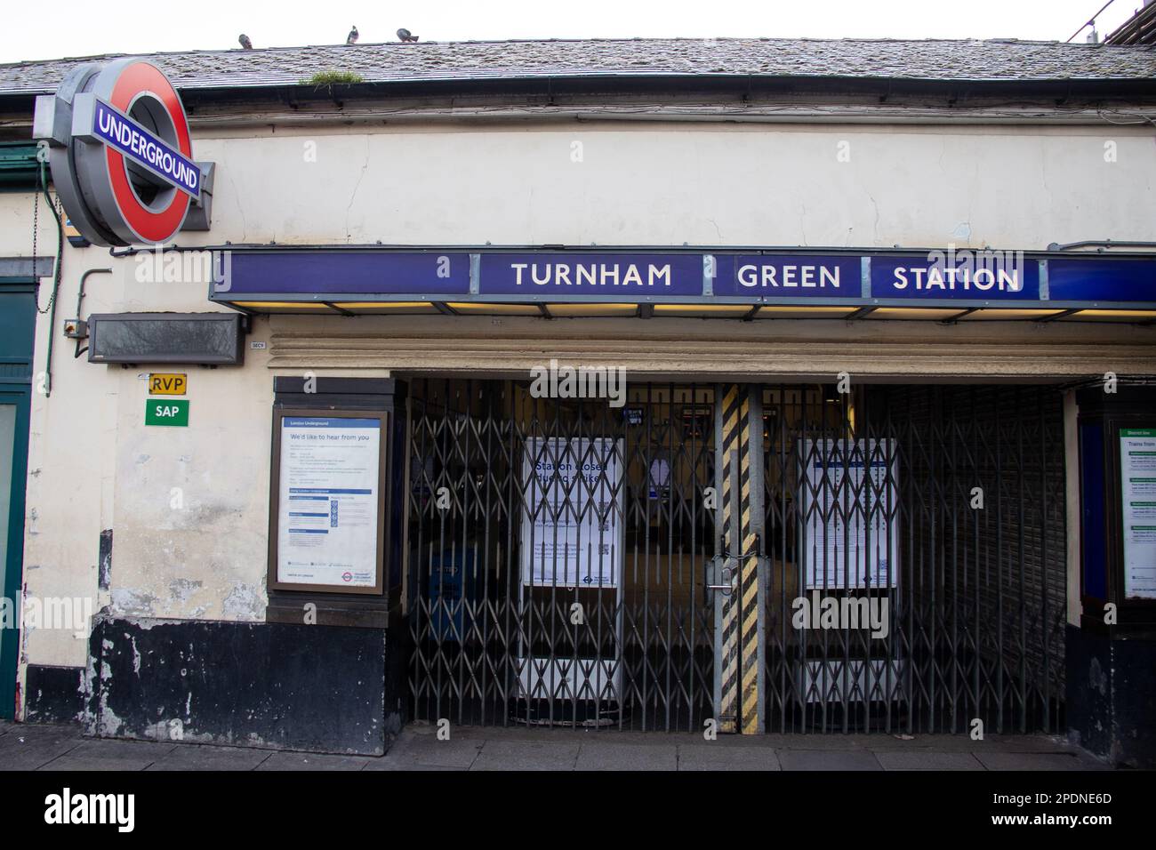 London underground strike elizabeth hi-res stock photography and images ...