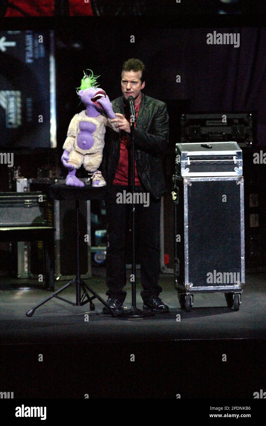 Jeff dunham puppets hi-res stock photography and images - Alamy