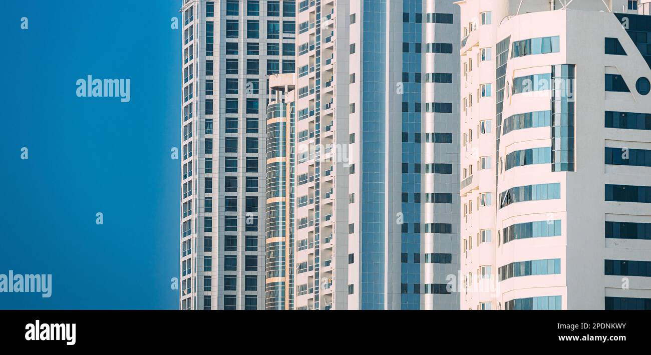 Wall With A Balcony Of New Empty Modern Multi-storey Residential ...