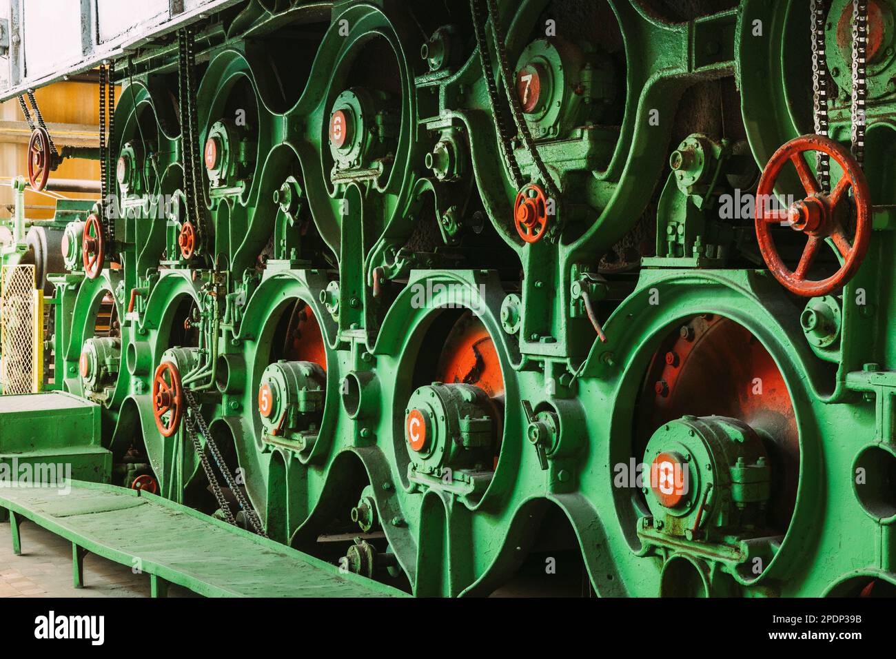 Old paper making machine hi-res stock photography and images - Alamy