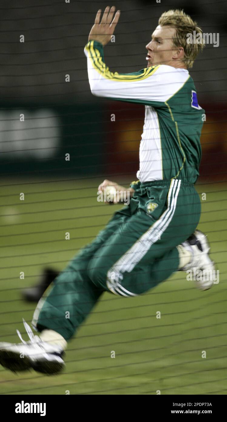 Australia's Brett Lee bowles during a training session at the Telstra ...