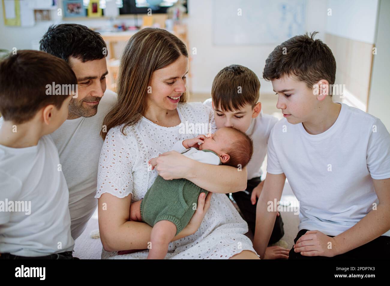 Baby big brother relationship hi-res stock photography and images - Alamy