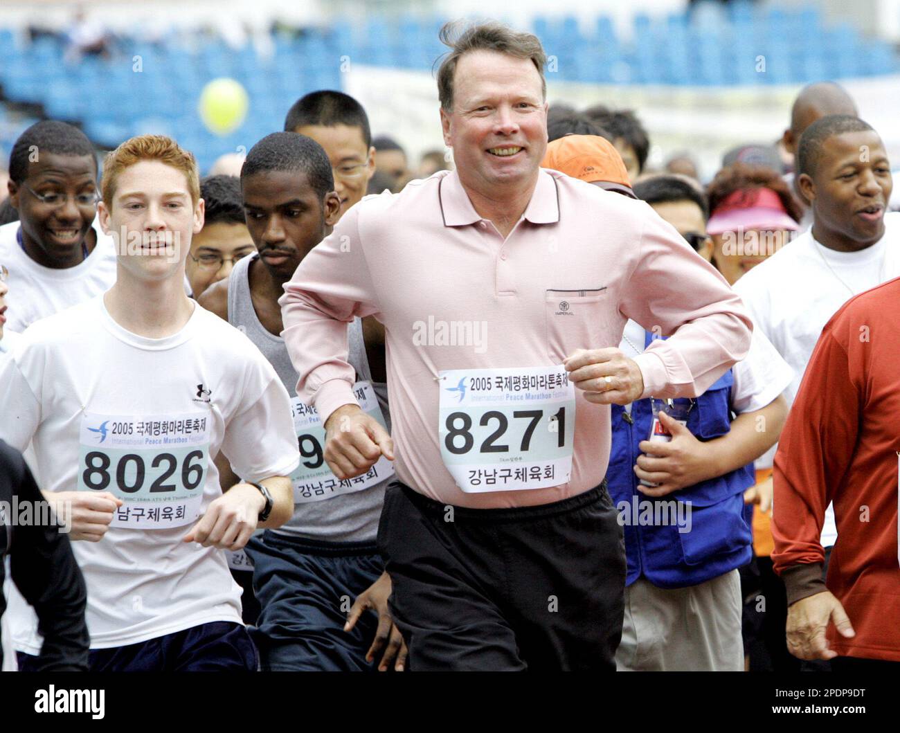 The U.S. 8th Army Commander, Lt. Gen. Charles C. Campbell , center ...