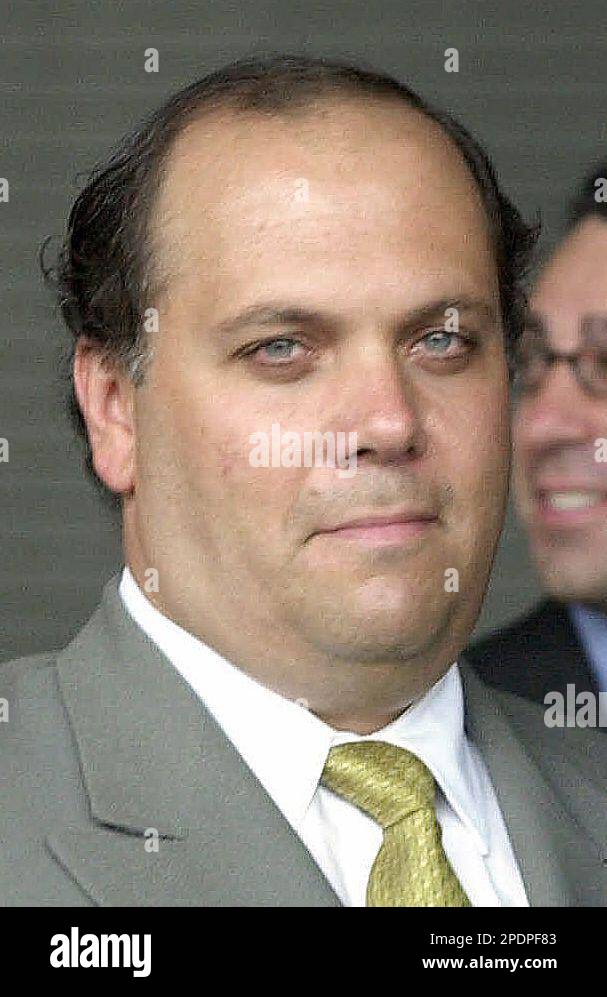 ** FILE ** Former Gold Club owner Steve Kaplan, leaves federal court in ...