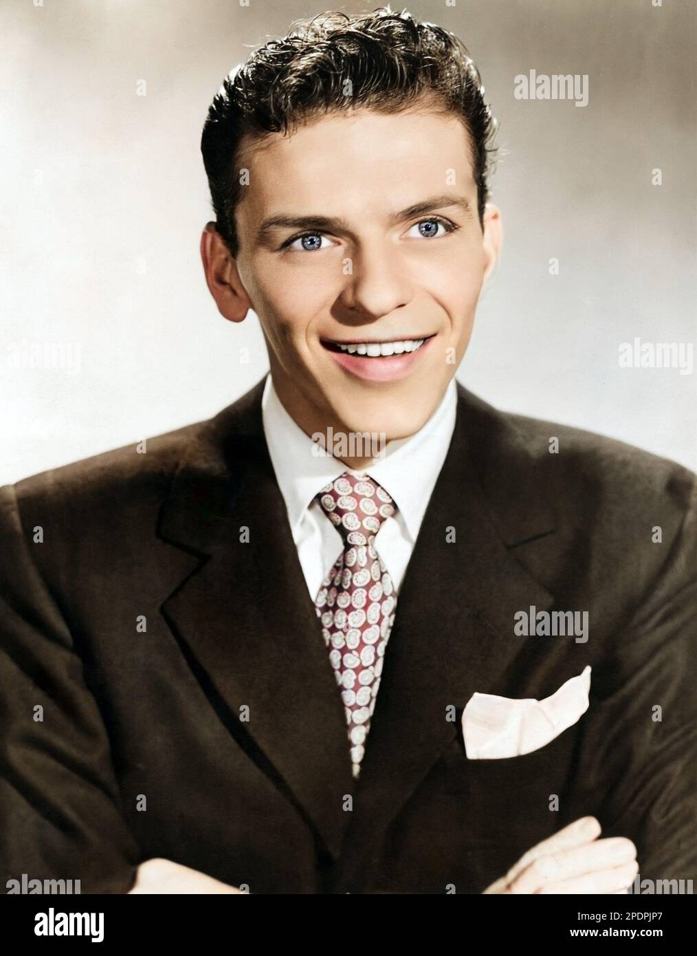 Frank Sinatra - colorized photograph, circa 1944 Stock Photo - Alamy
