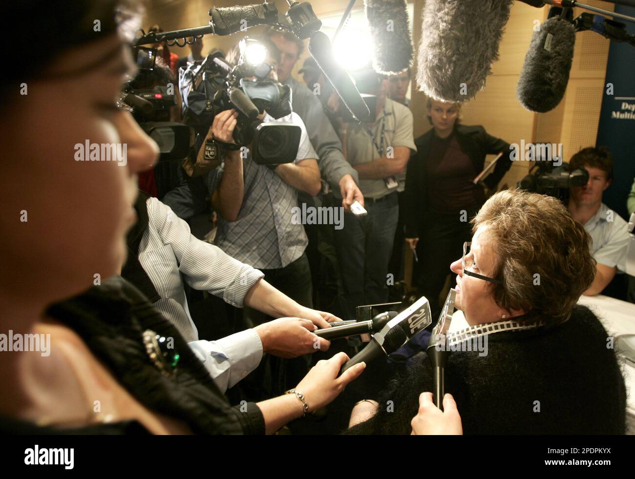 Senator Amanda Vanstone bottom right, at Sydney International Airport ...