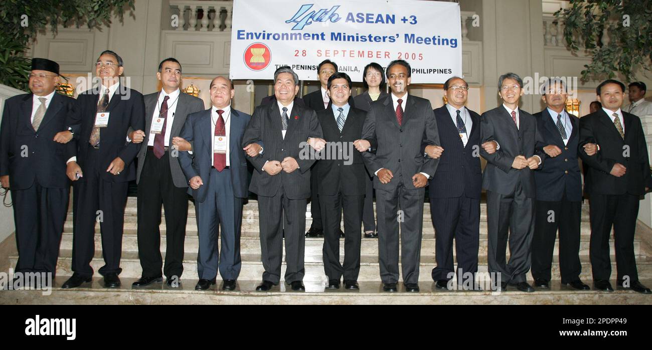 Environment ministers, from left, Brunei Darussalam's Dato Paduka Haji ...