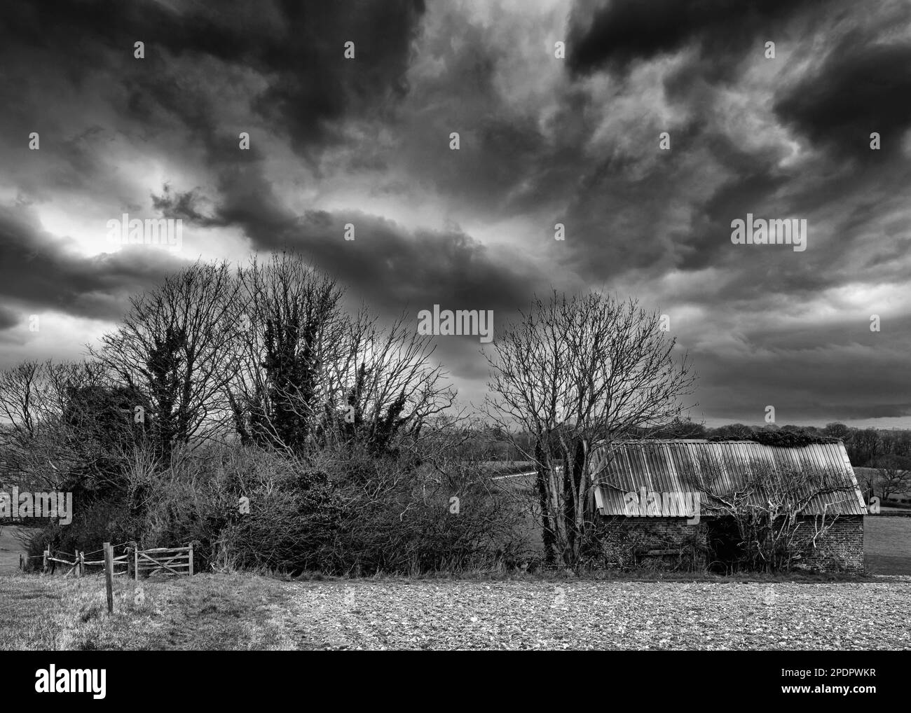 Sussex barn hi-res stock photography and images - Alamy