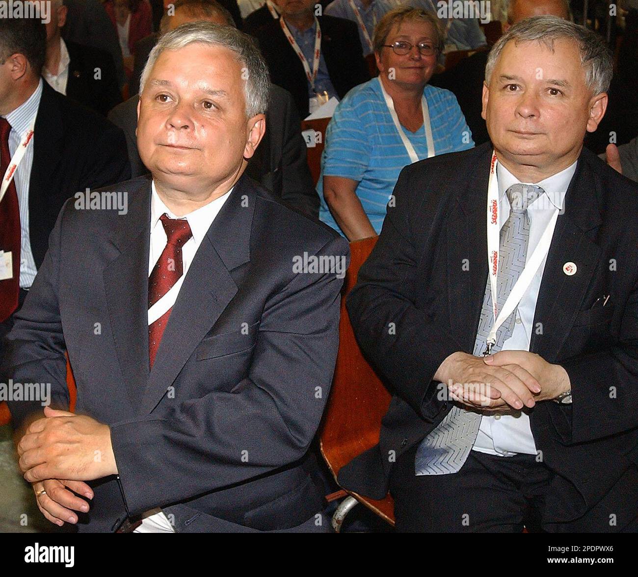 Mayor of Warsaw Lech Kaczynski, left, and his twin brother Jaroslaw ...