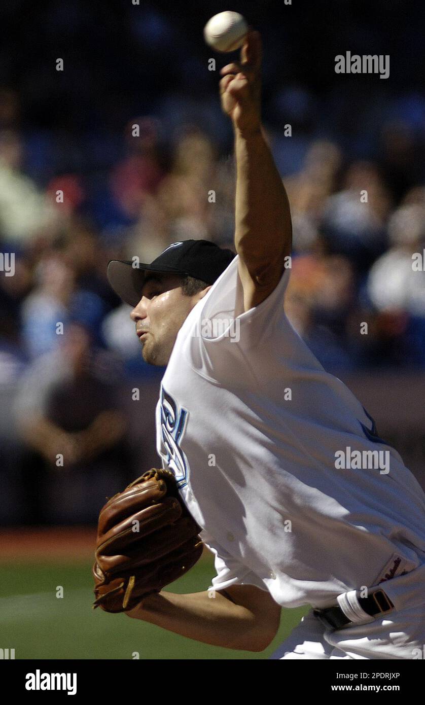 Toronto Blue Jays pitcher Ted Lilly delivers a pitch against the New ...