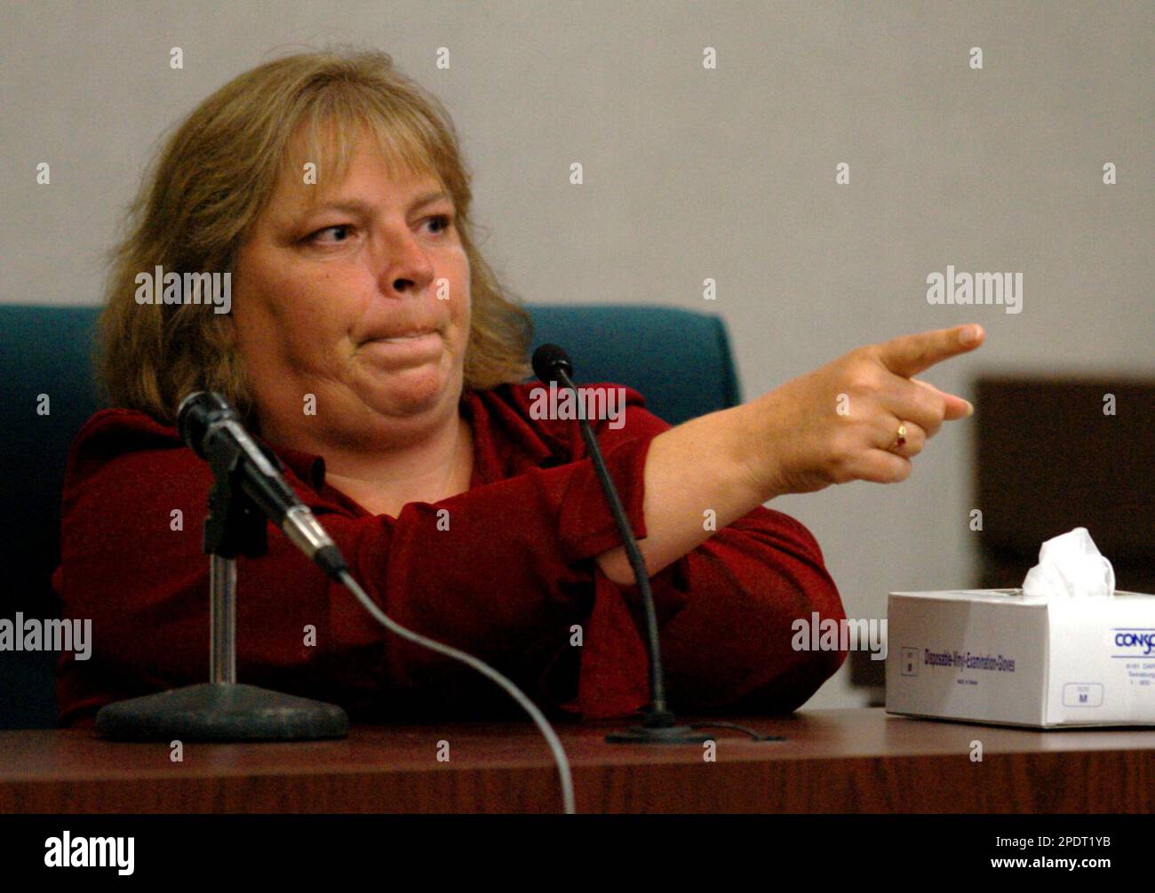 Karen Ferger Patti, mother of murder victim Sharra Ferger, 9, points to ...