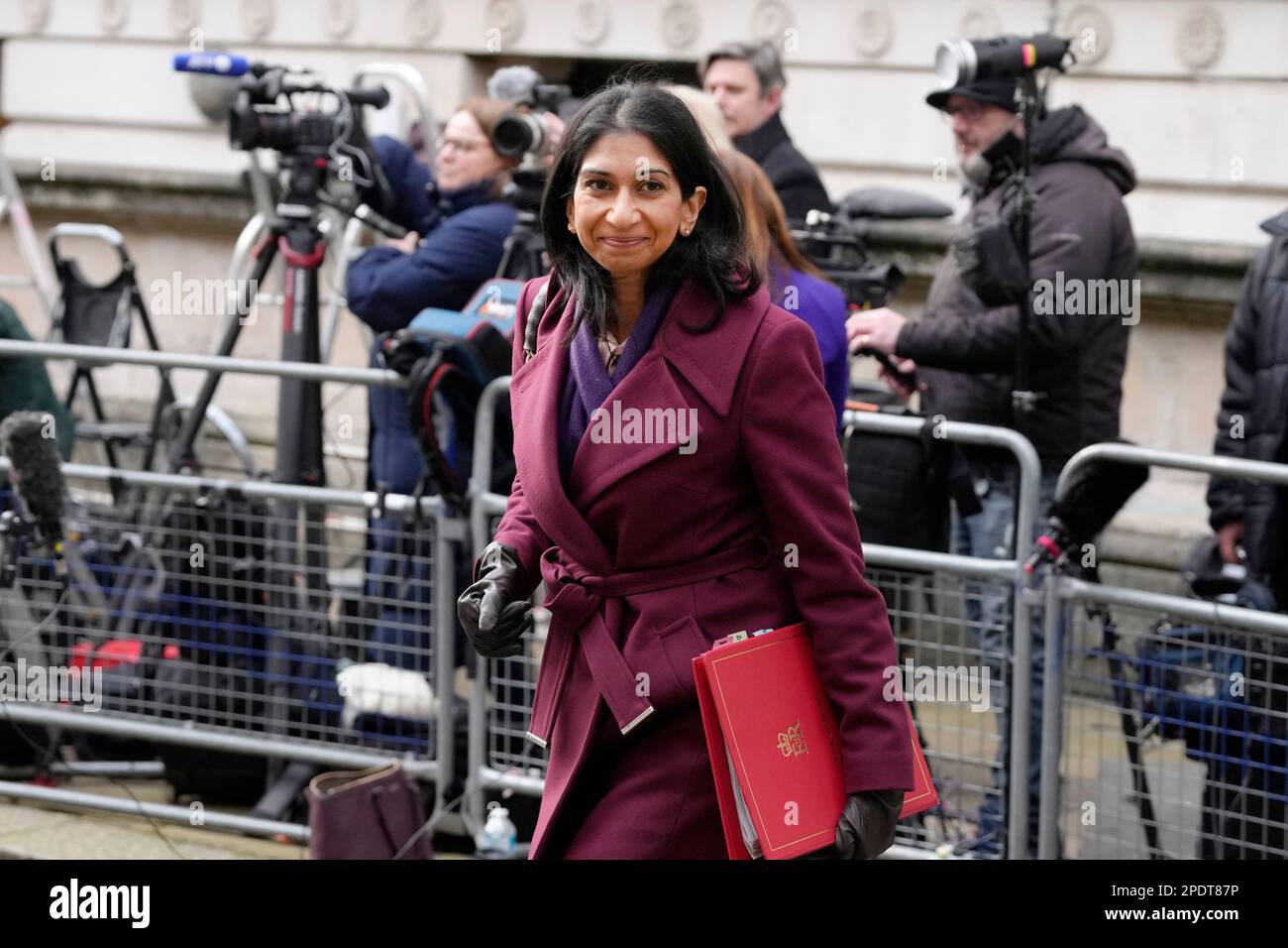 Britain's Home Secretary Suella Braverman arrives in Downing Street for ...