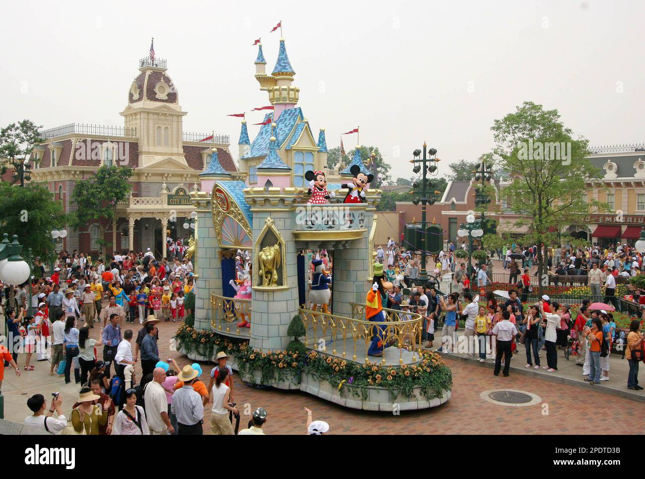 A float with Disney character is on parada at Hong Kong Disneyland ...