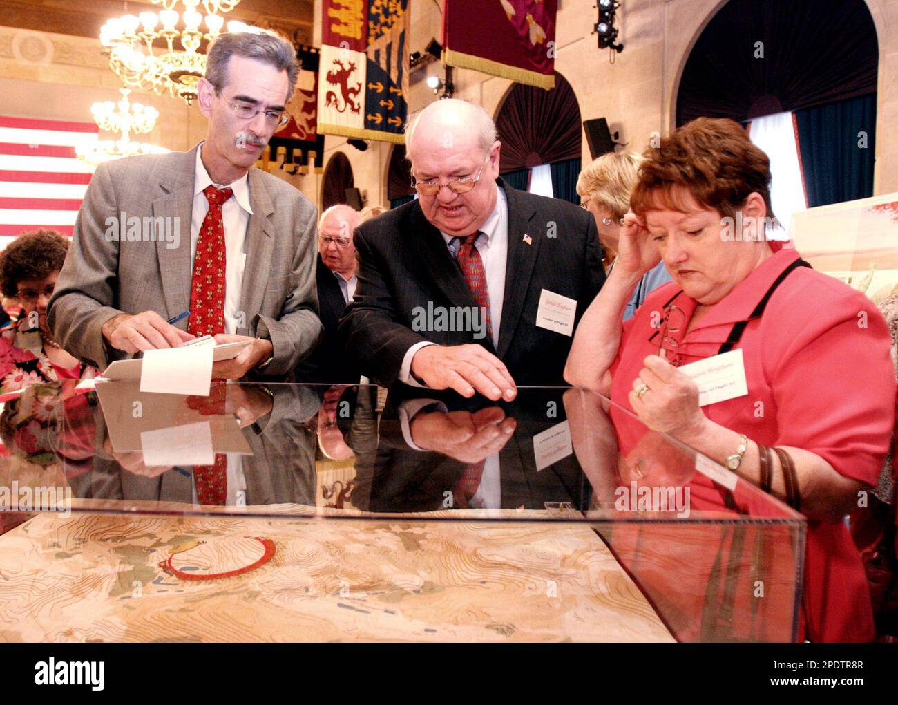Gerald Bingham, father of Flight 93 victim Mark Bingham, center, his ...