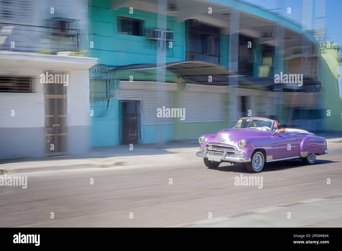 Movement of classic cars hi-res stock photography and images - Alamy