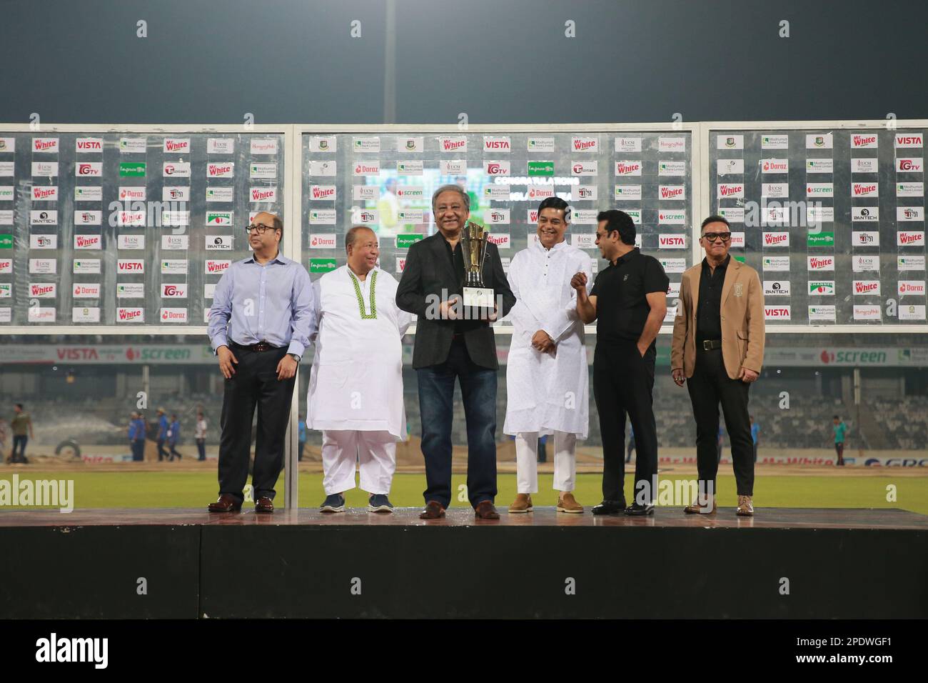 BCB President Nazmul Hasan (3rd from left) hold the Bangladesh-England ...