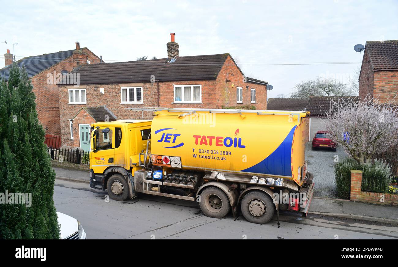 Domestic oil tank hi-res stock photography and images - Alamy