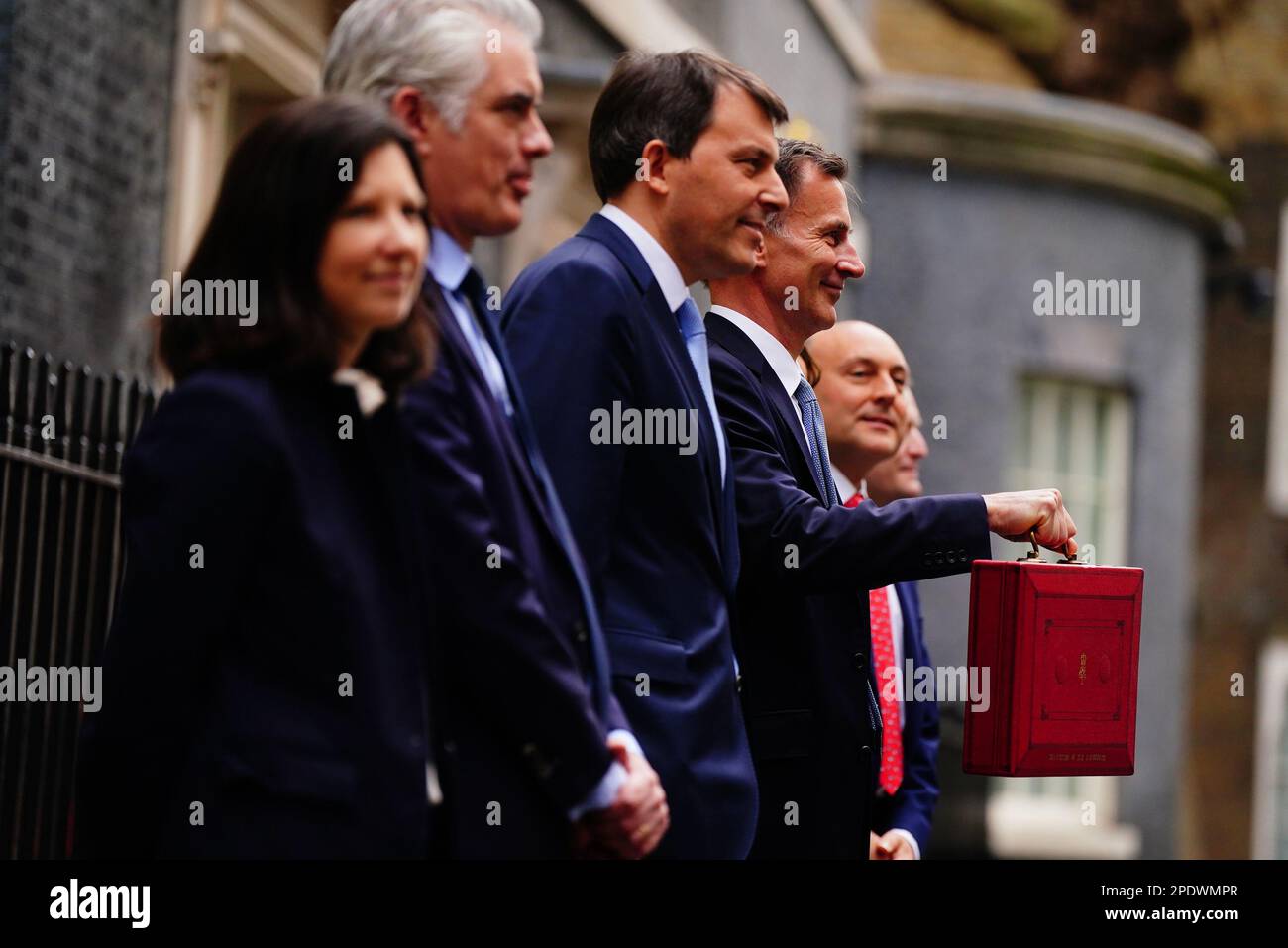 Chancellor of the Exchequer Jeremy Hunt leaves 11 Downing Street ...