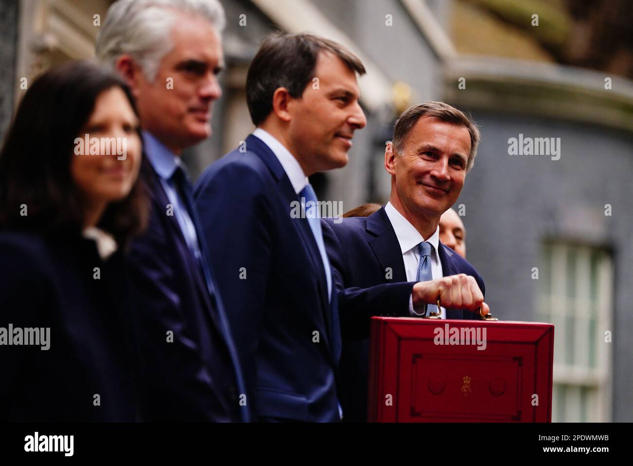 Chancellor of the Exchequer Jeremy Hunt leaves 11 Downing Street ...