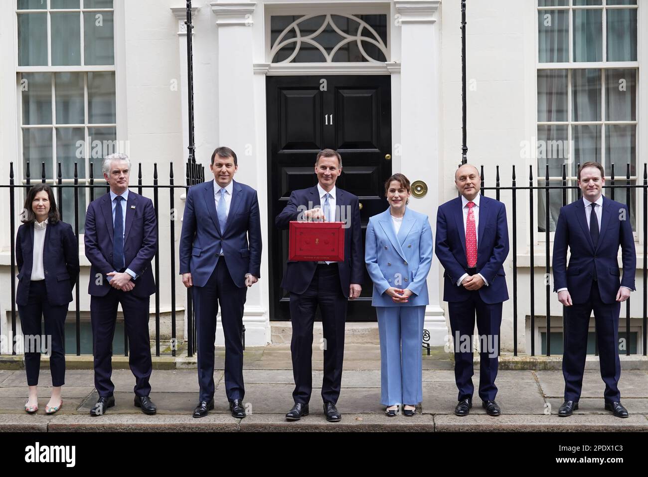 Chancellor of the Exchequer Jeremy Hunt leaves 11 Downing Street ...