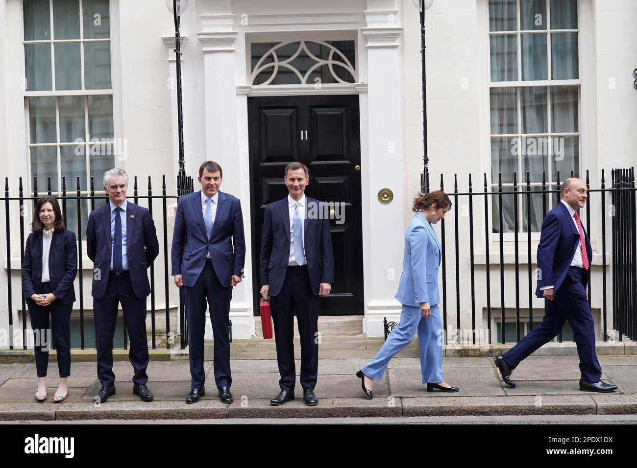Chancellor of the Exchequer Jeremy Hunt leaves 11 Downing Street ...