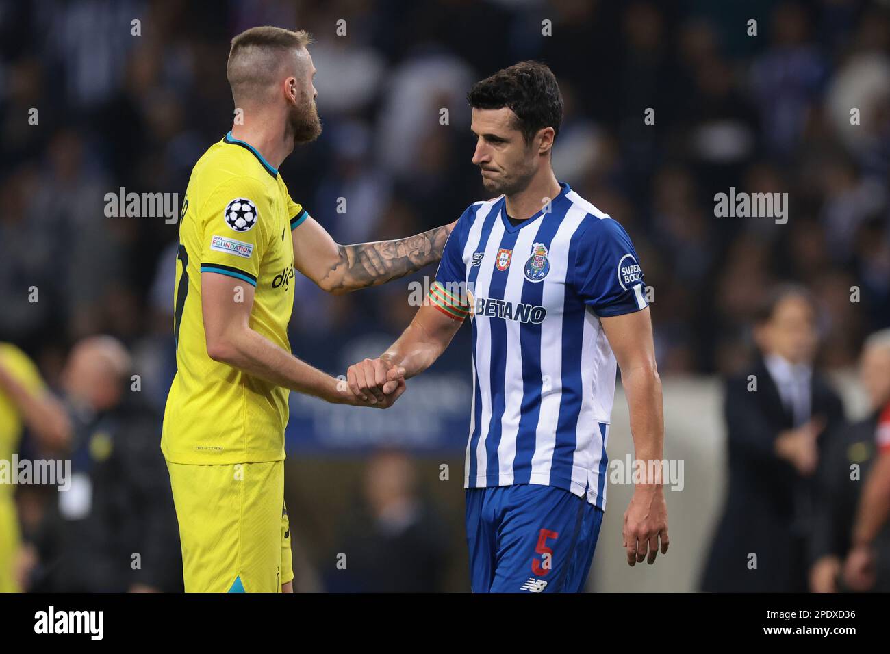 Estadio milan hi-res stock photography and images - Alamy