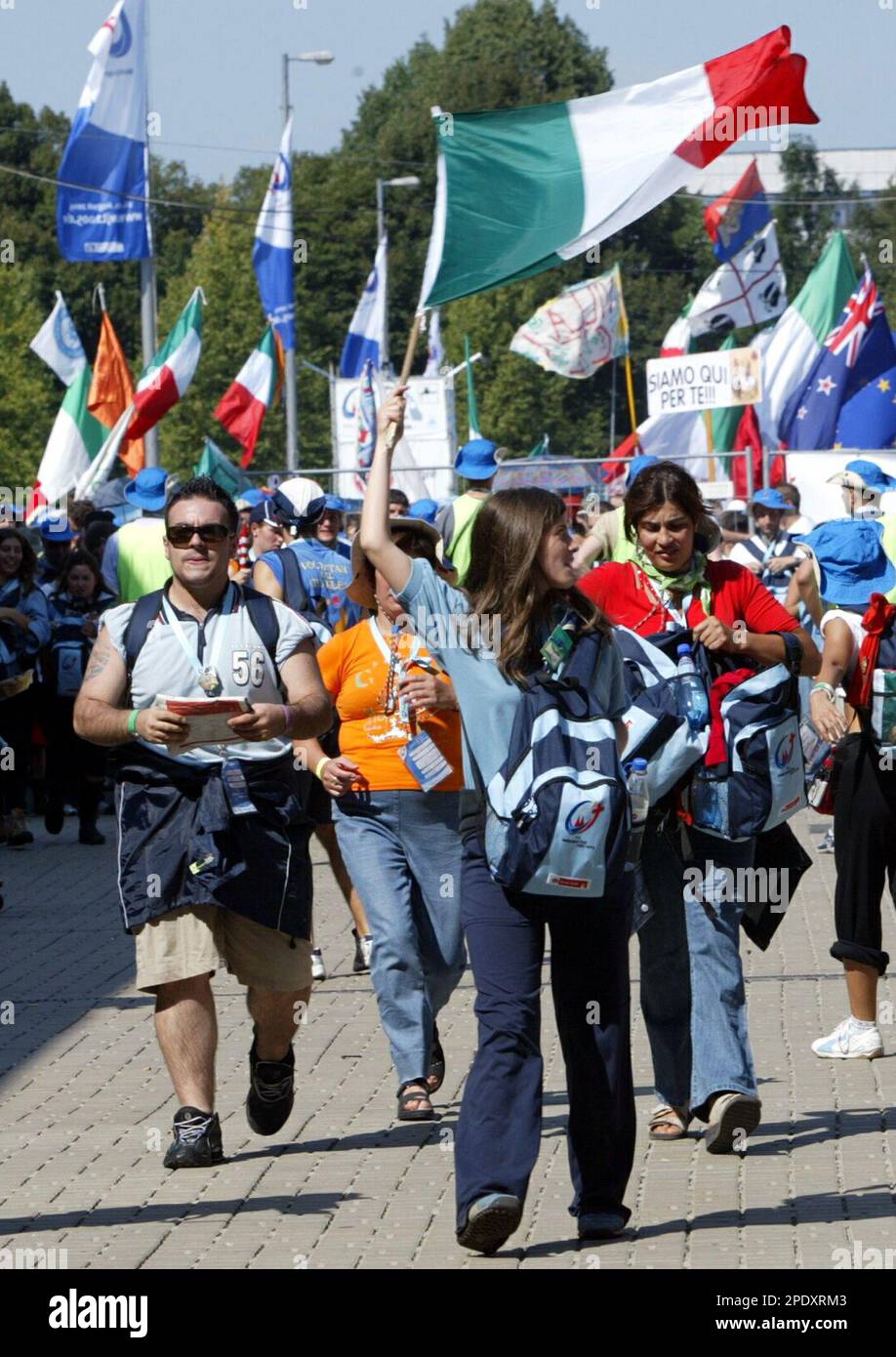 Italian World Youth Day pilgrims go to a special prayer and music ...