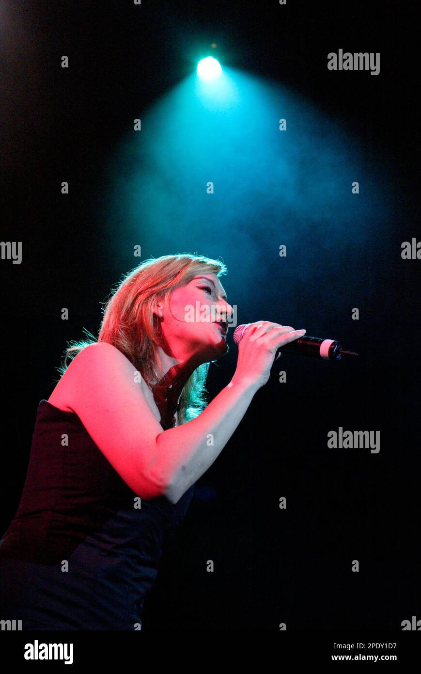 Caroline Nin performing in Sydney, Australia Stock Photo - Alamy