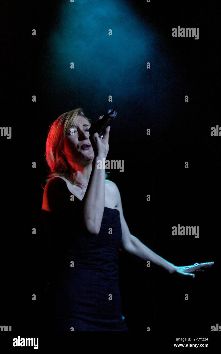 Caroline Nin performing in Sydney, Australia Stock Photo - Alamy