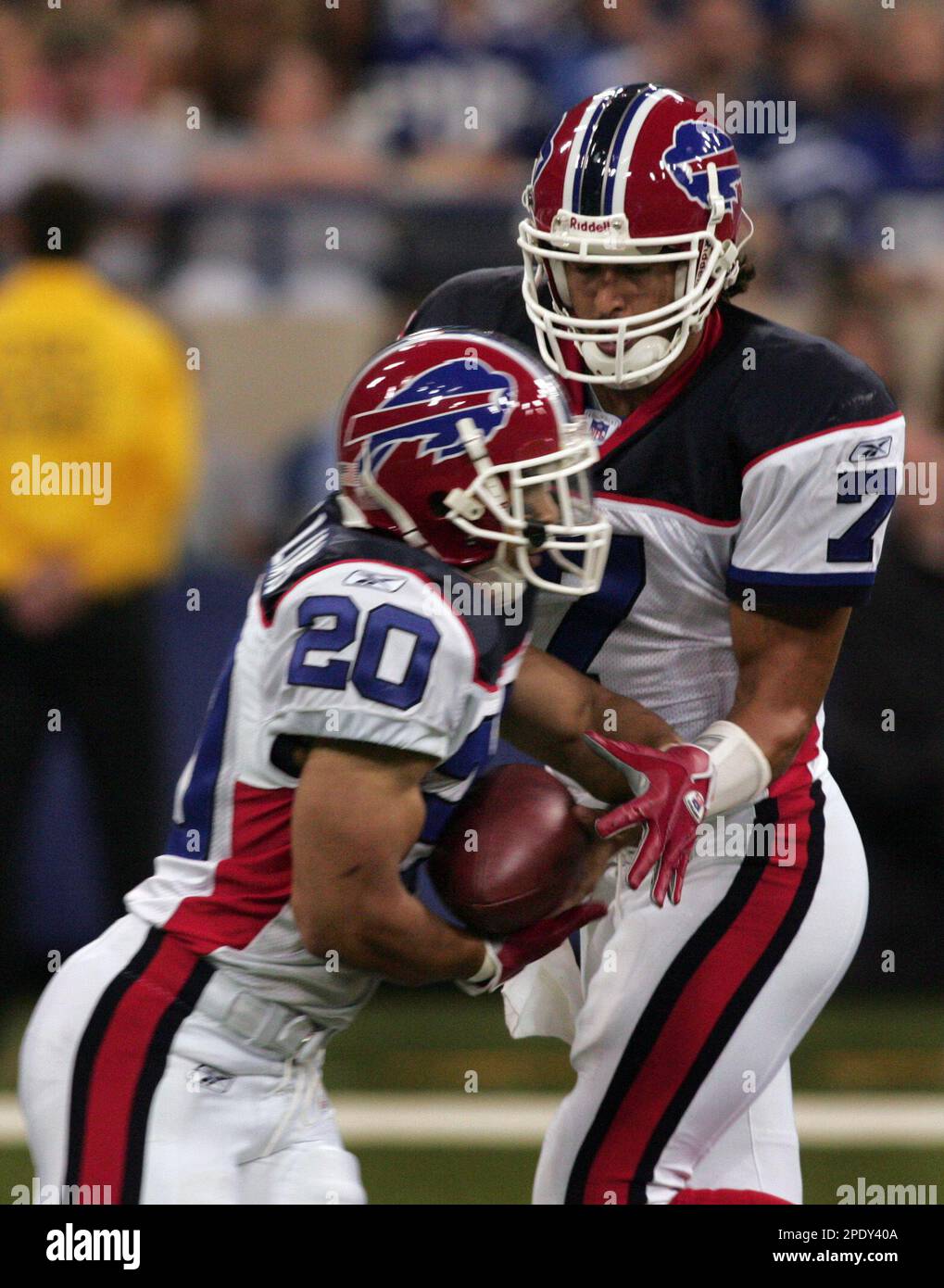 Buffalo Bills quarterback JP Losman (7) hands off to running back Shaud ...